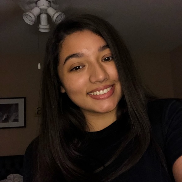 Shay's Closet (@thrift_vlogger) | Poshmark